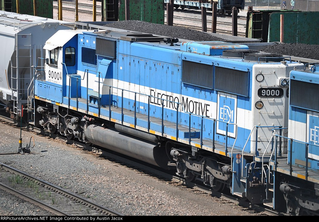 EMD 9000